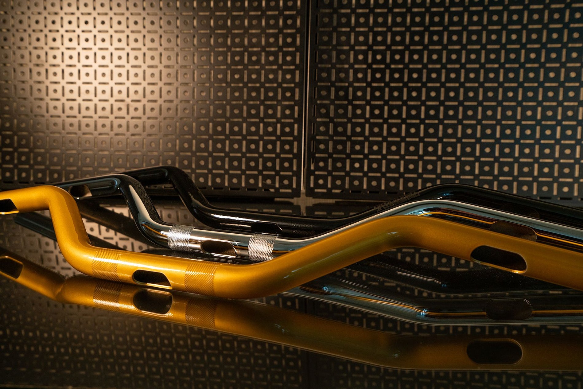 Speed-Kings "Mid Bend Bar" (Gloss Black, Chrome) — Ramjet Racing